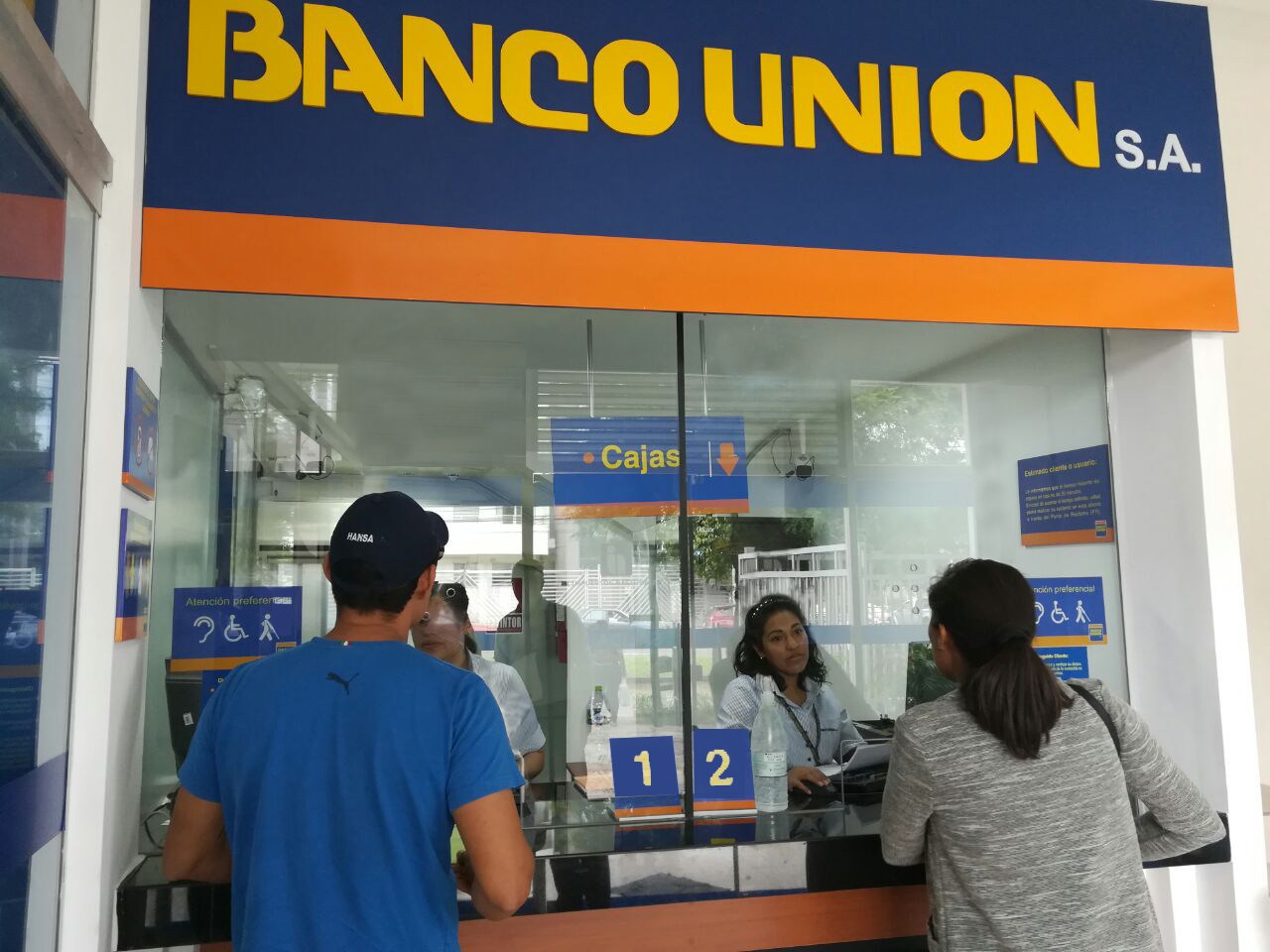 Banco Unión recibe premio al mejor stand y es reconocido como aliado de ...