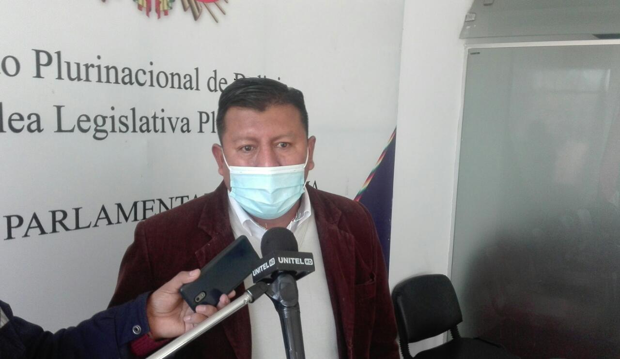 Diputado Rosas denuncia que Luciana Campero busca sacarlo de su curul ...