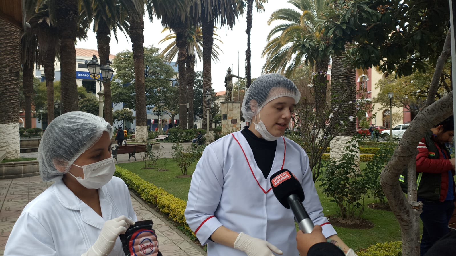 Bandy ofrece salchichas de carne de cerdo seleccionada para disfrutar ...
