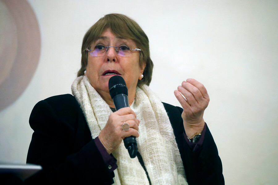 Michelle Bachelet superó a Kast en una encuesta y se instala como la ...