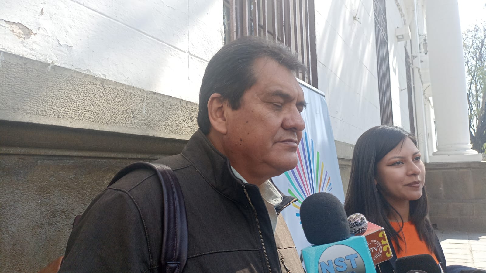 Gobernación de Tarija niega actividad minera y cuestiona presencia de cooperativas en la plaza ...