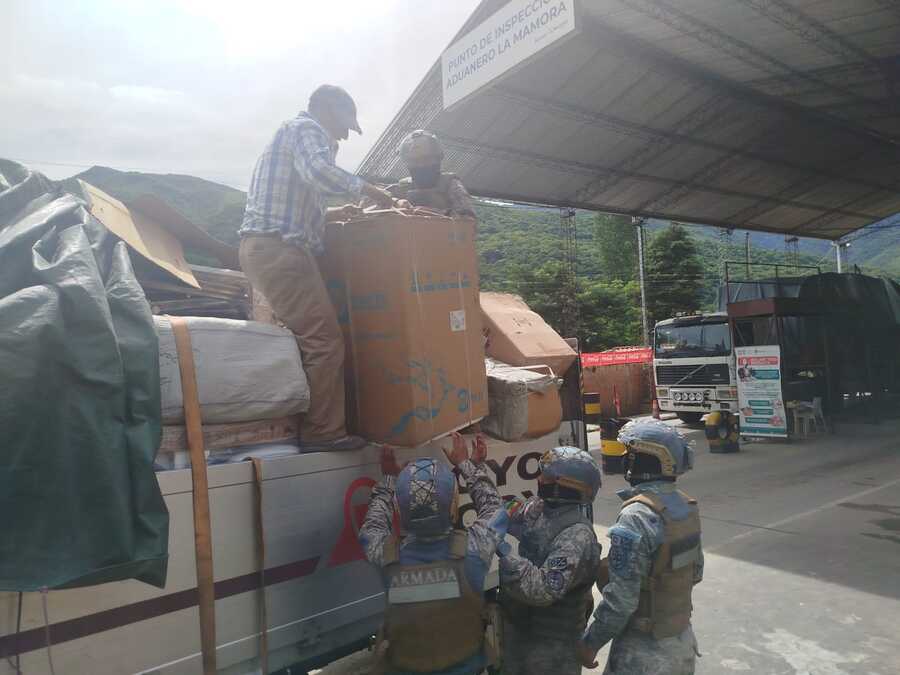 Militares refuerzan controles en Desaguadero y Bermejo, los puntos más álgidos para el ...